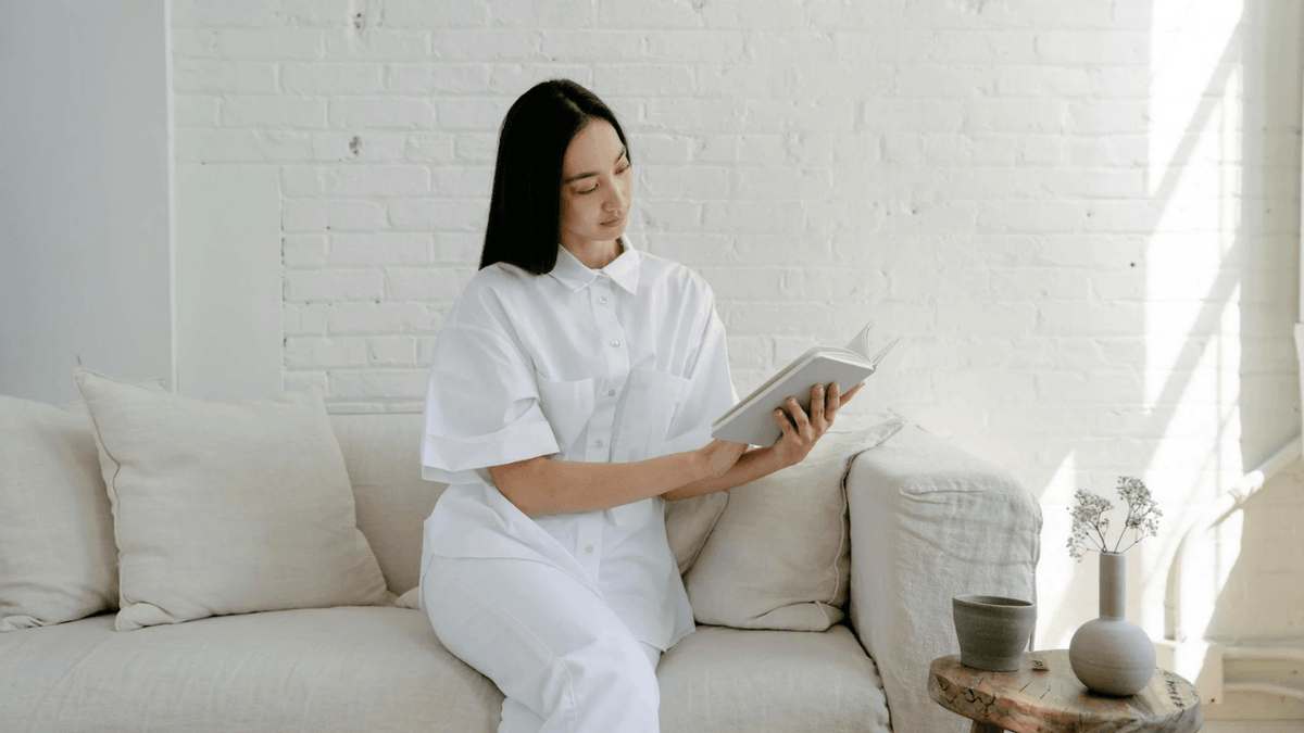 10+ Cool Office Attires For Women [Trendy Corporate Outfits]