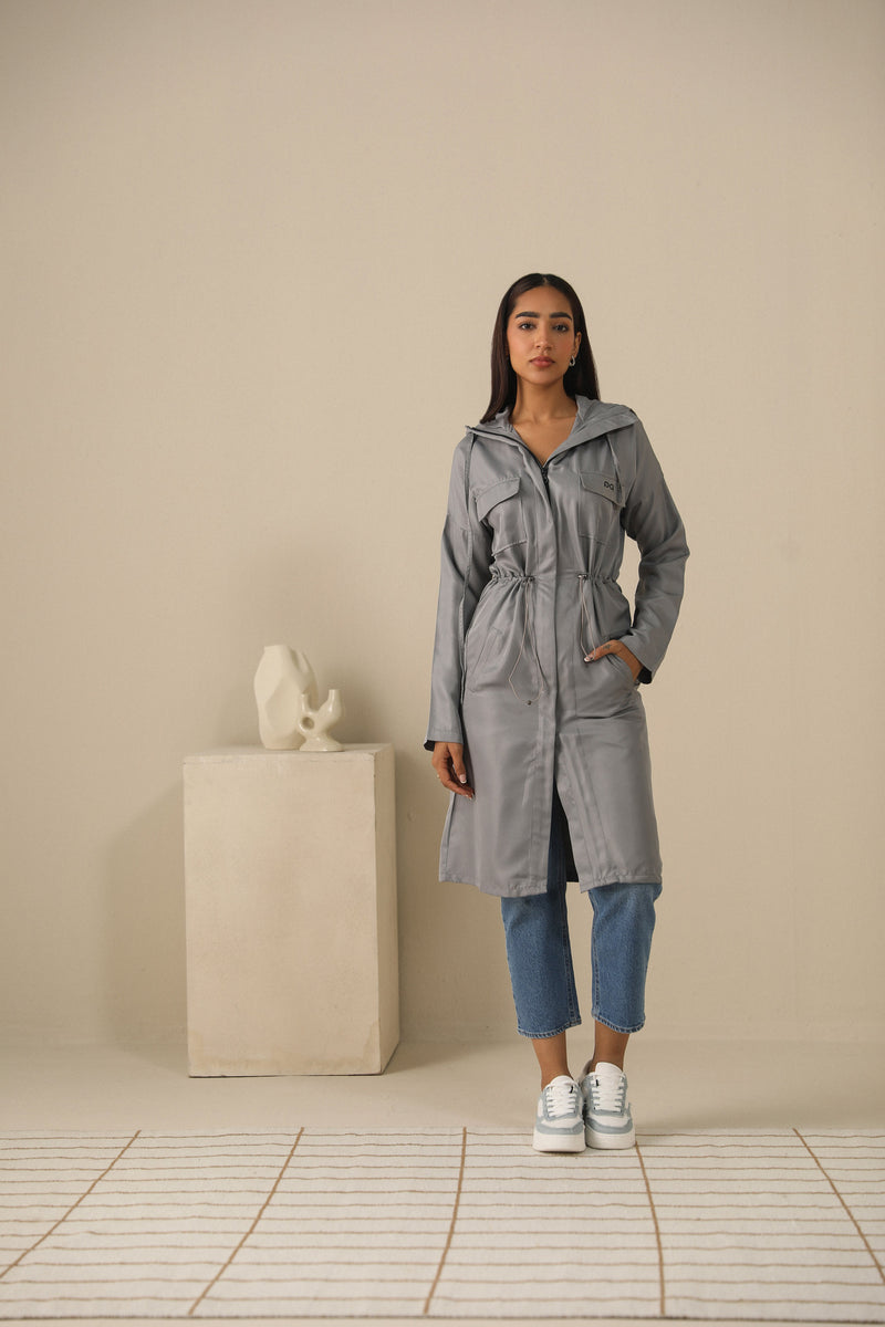 Sleek & Stylish Recycled Polyester Grey Raincoat | Comfortable Fit